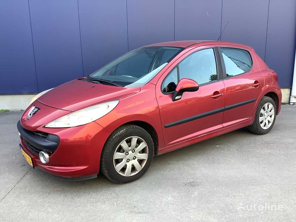 Prodaje se Peugeot 207 hečbek na aukciji