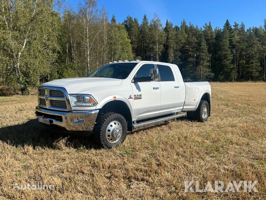 Prodaje se Dodge Ram 3500 pikap na aukciji