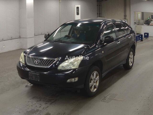 Toyota HARRIER krosover