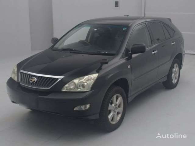 Toyota HARRIER krosover