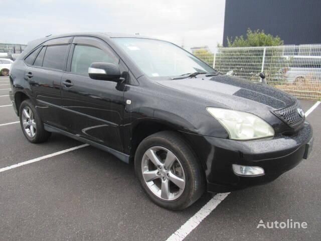 Toyota HARRIER krosover