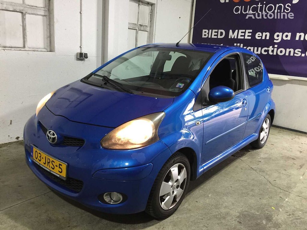 Prodaje se Toyota Aygo hečbek na aukciji