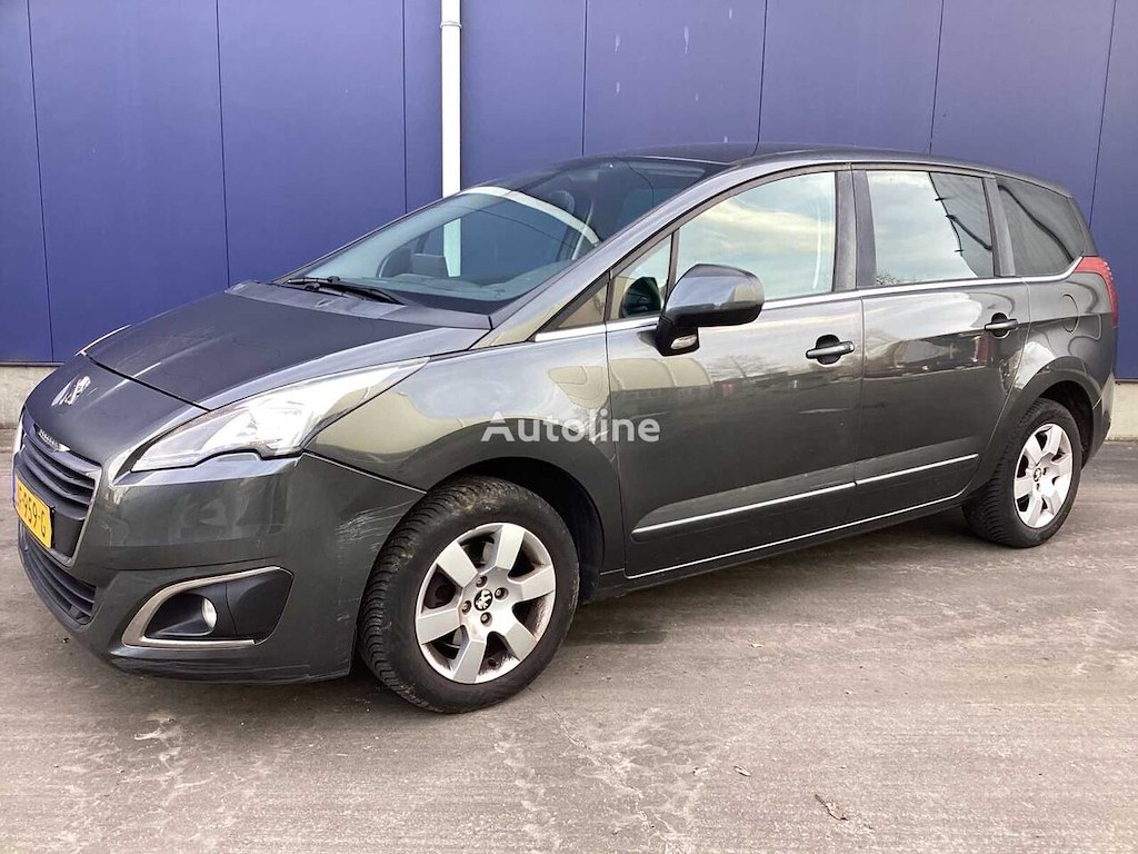 Prodaje se Peugeot 5008 krosover na aukciji