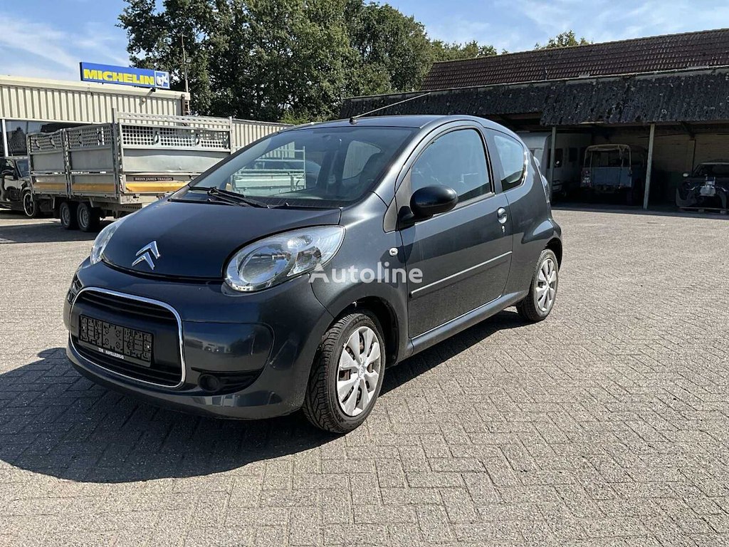 Prodaje se Citroen C1 hečbek na aukciji