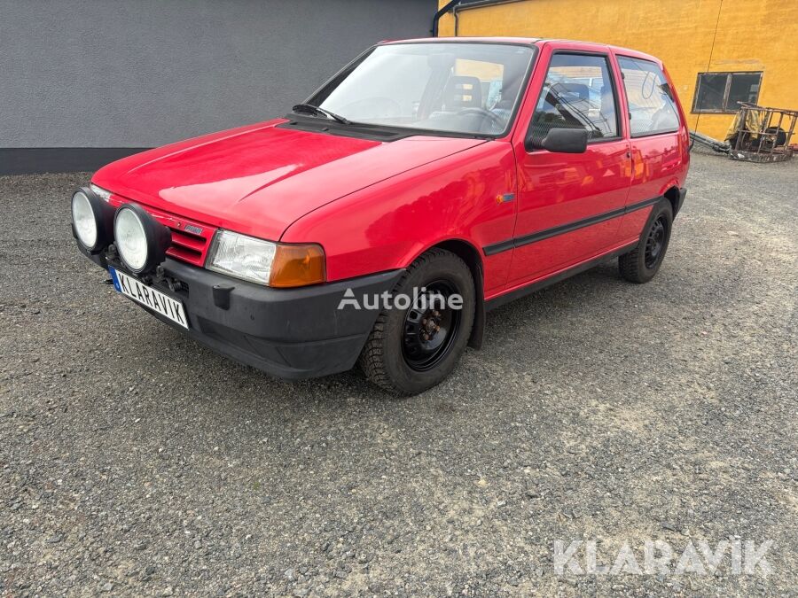 Prodaje se FIAT Uno hečbek na aukciji