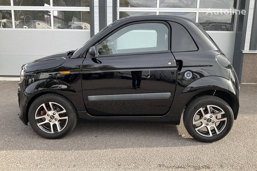 Prodaje se Microcar D hečbek na aukciji