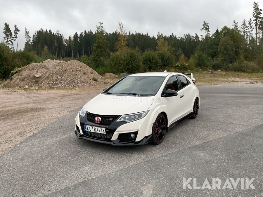 Prodaje se Honda Civic Type R hečbek na aukciji