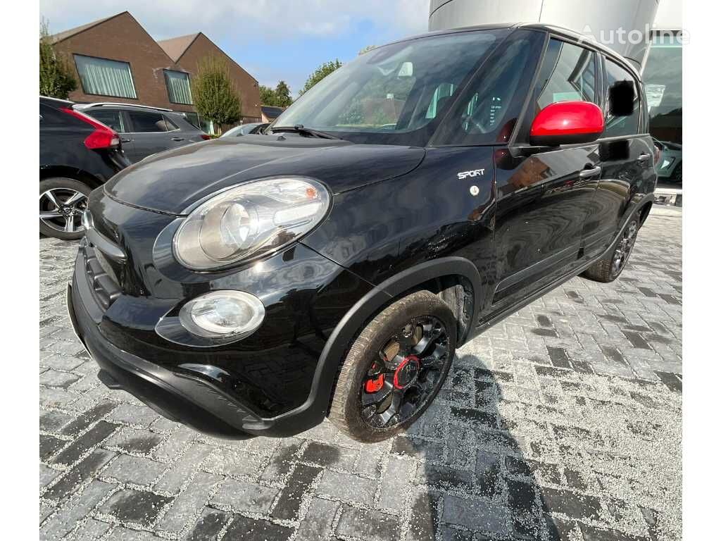 Prodaje se FIAT 500L Sport krosover na aukciji