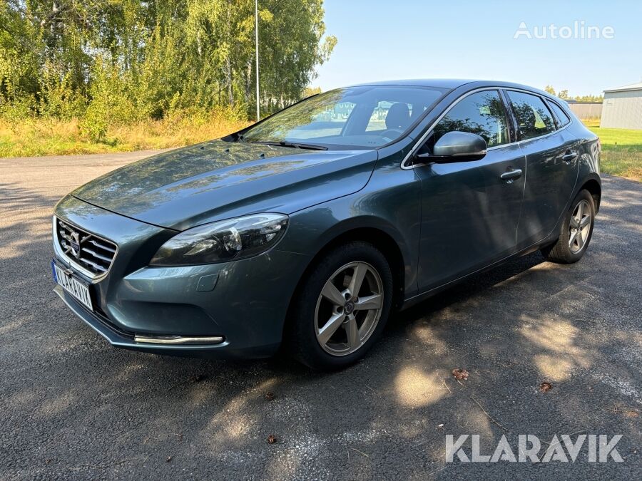 Prodaje se Volvo V40 karavan na aukciji