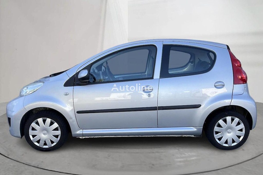 Prodaje se Peugeot 107 hečbek na aukciji