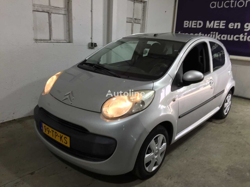 Prodaje se Citroen C1 hečbek na aukciji