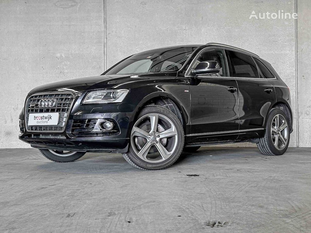 Prodaje se Audi Q5 krosover na aukciji