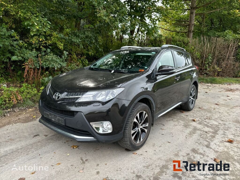 Prodaje se Toyota Rav 4 2,2 D-4D D-Cat 4x4 krosover na aukciji