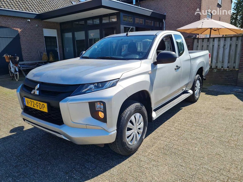 Prodaje se Mitsubishi L 200 pikap na aukciji