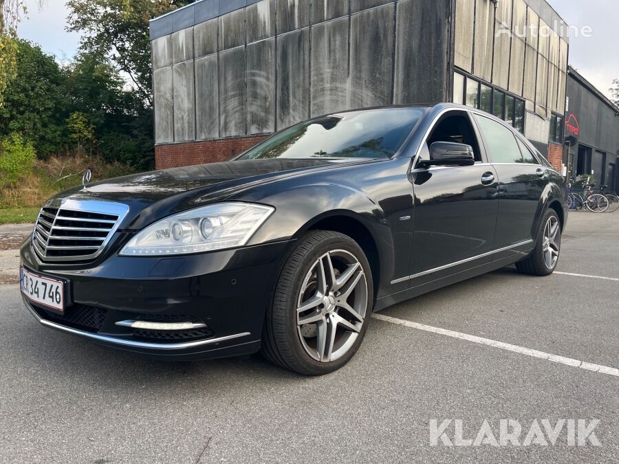 Prodaje se Mercedes-Benz S400-L hybrid sedan na aukciji