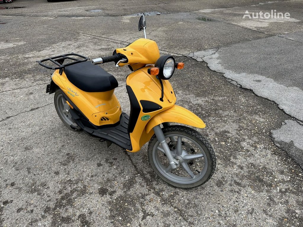 Piaggio C51/1/01 skuter