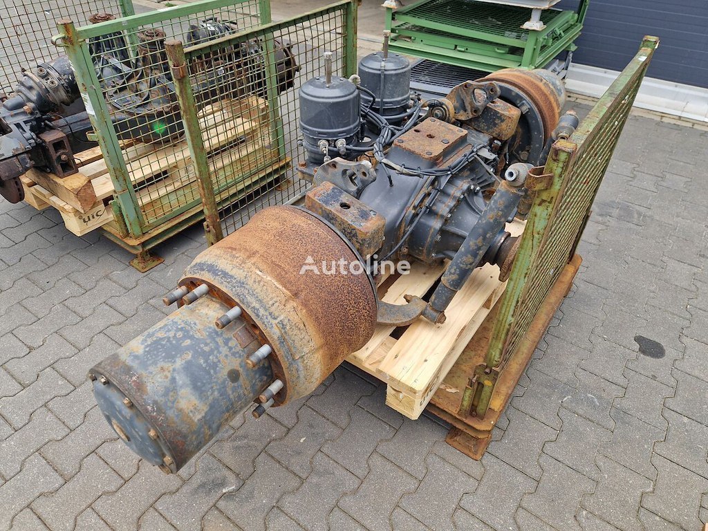 Mercedes-Benz Hinterachse Rear Axle ALLRAD Most Napędowy Mercedes Actros MP2 M zadnji most za Mercedes-Benz Hinterachse Rear Axle ALLRAD Most Napędowy Mercedes Actros MP2 MP3 4x4 Kompletny D748272...