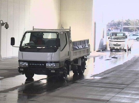 Mitsubishi CANTER kiper