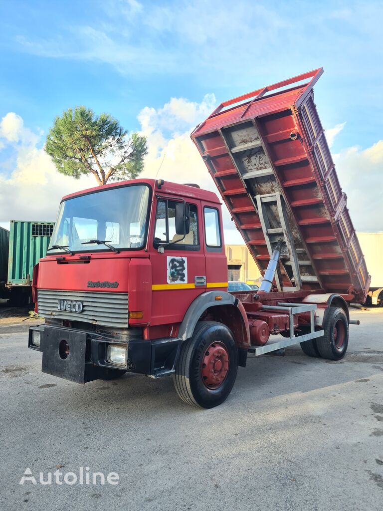 IVECO 180.26 kiper