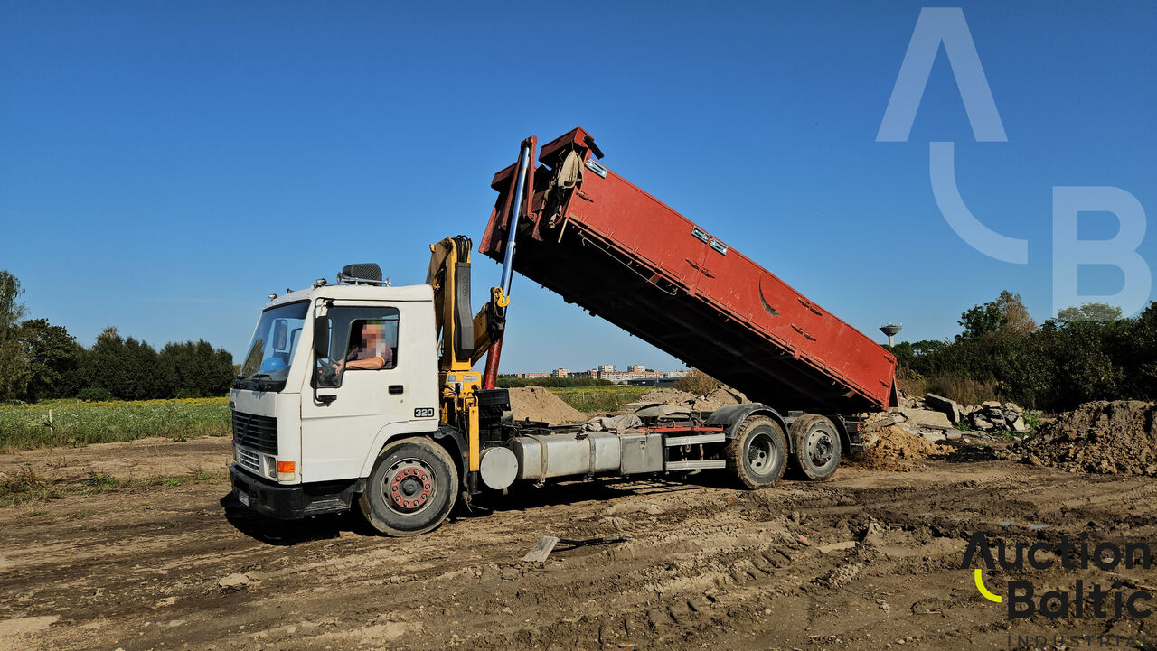 Prodaje se Volvo FL10 kiper na aukciji