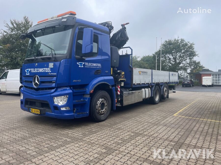 Prodaje se Mercedes-Benz Antos 2540L kamion s ravnom platformom na aukciji