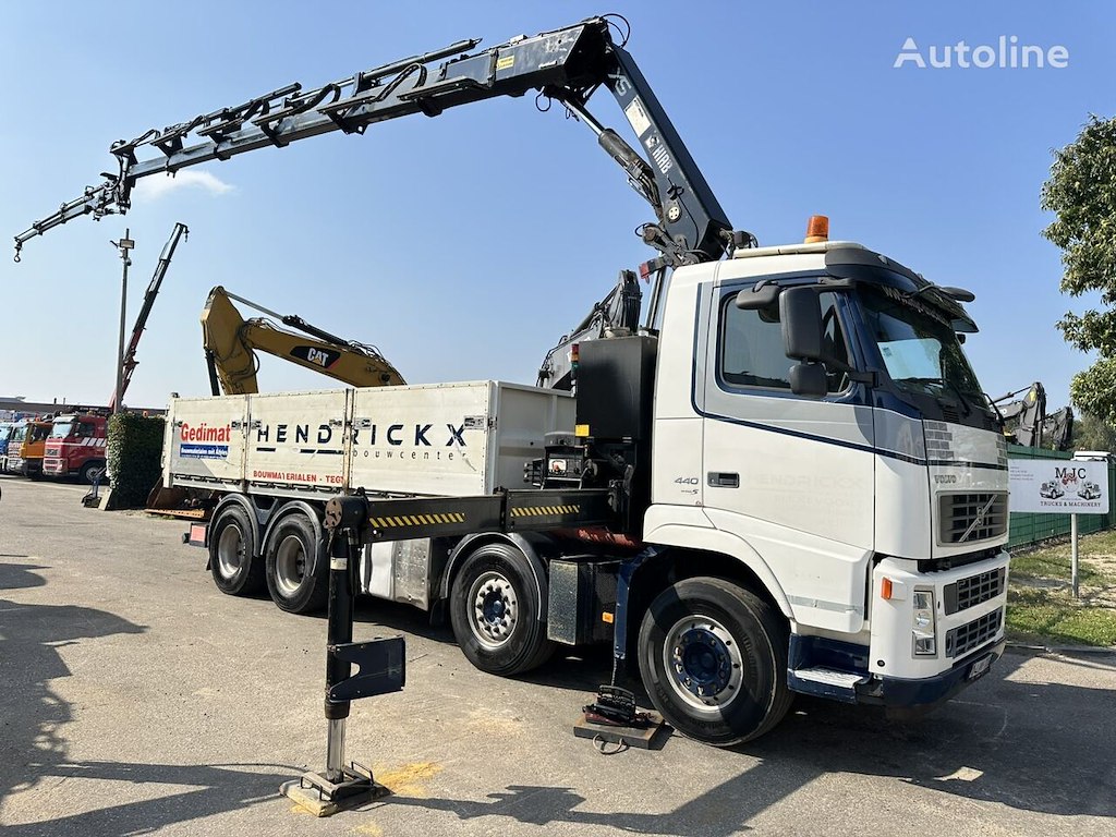 Volvo FH 440 8X4 + KRAN HIAB 288 E-5 HIPRO + JIB 45X-3 + ROTATOR - EUR kamion s ravnom platformom