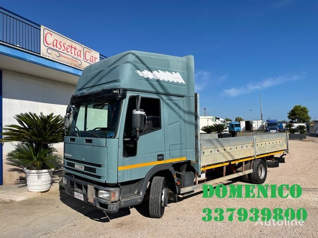 IVECO EUROCARGO 120 EL 21 PNEUMATICA POSTERIORE IN ADR kamion s ravnom platformom