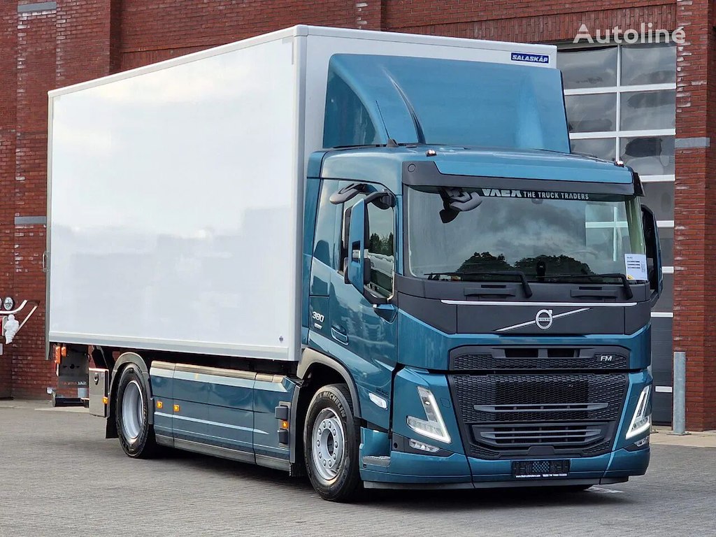 Volvo FM 380 4x2 -Box with side doors - Demo/Like new - 9.000 KM - Ful kamion furgon