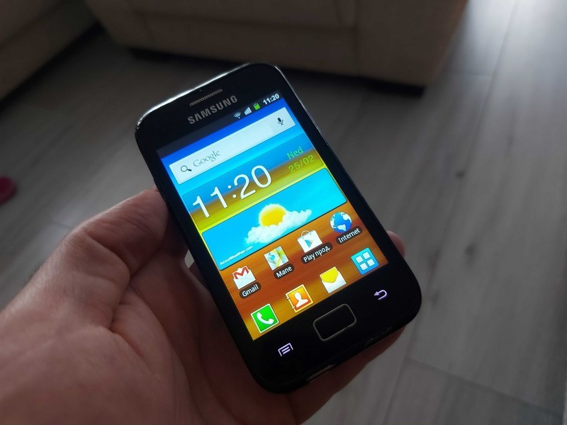 Samsung Galaxy Ace Plus S7500