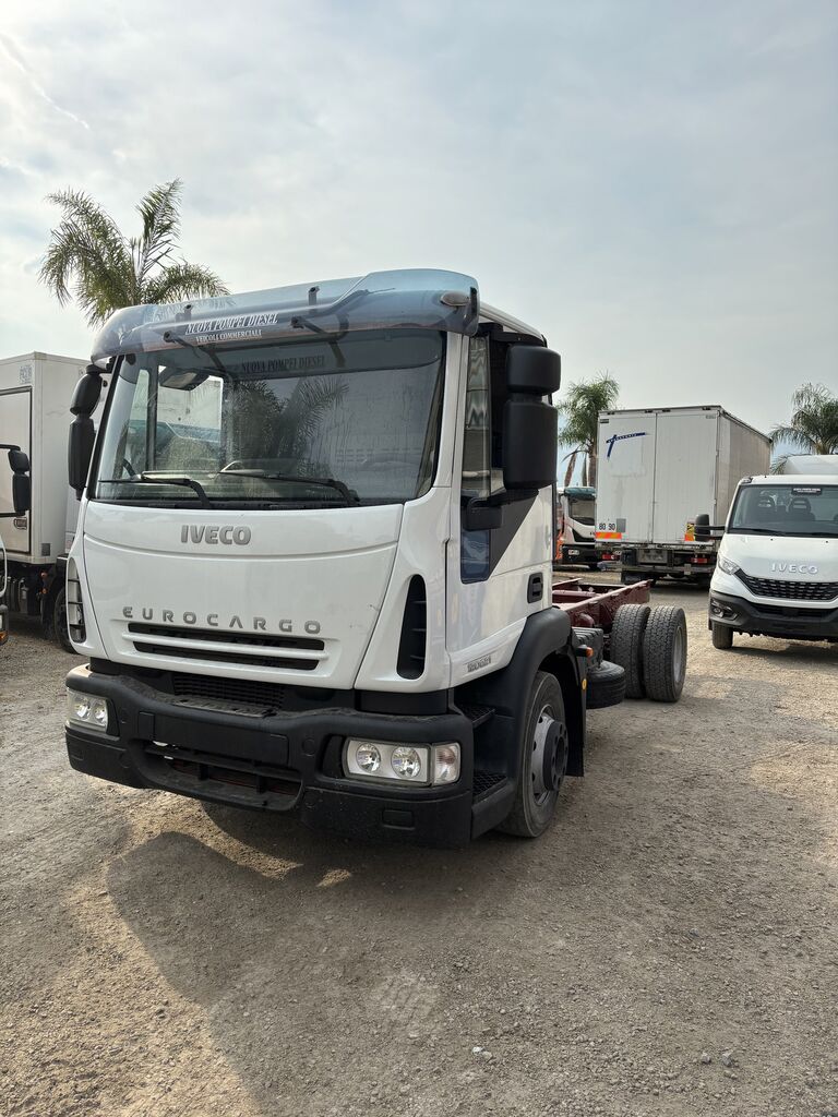 IVECO Eurocargo 120e21 kamion šasija