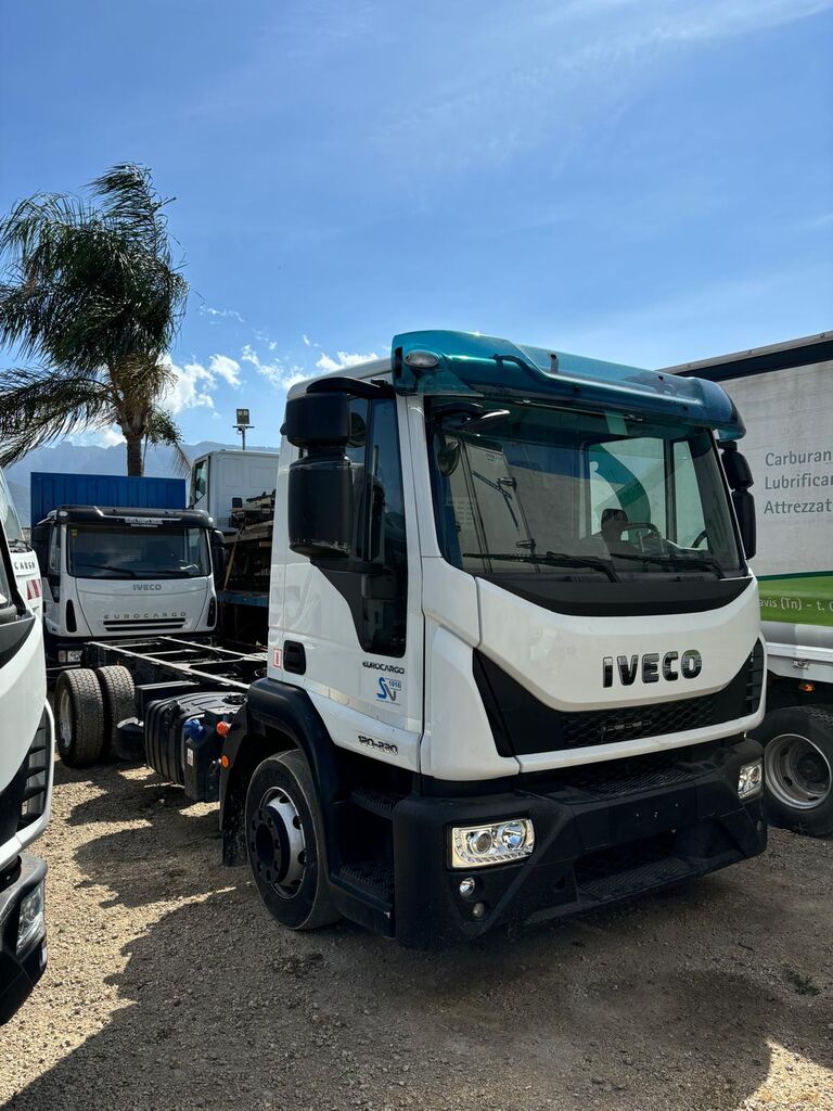 IVECO Eurocargo 120e22 kamion šasija