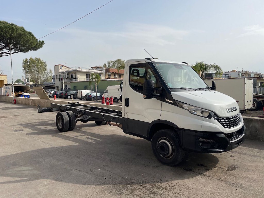 IVECO Daily 35c18 kamion šasija