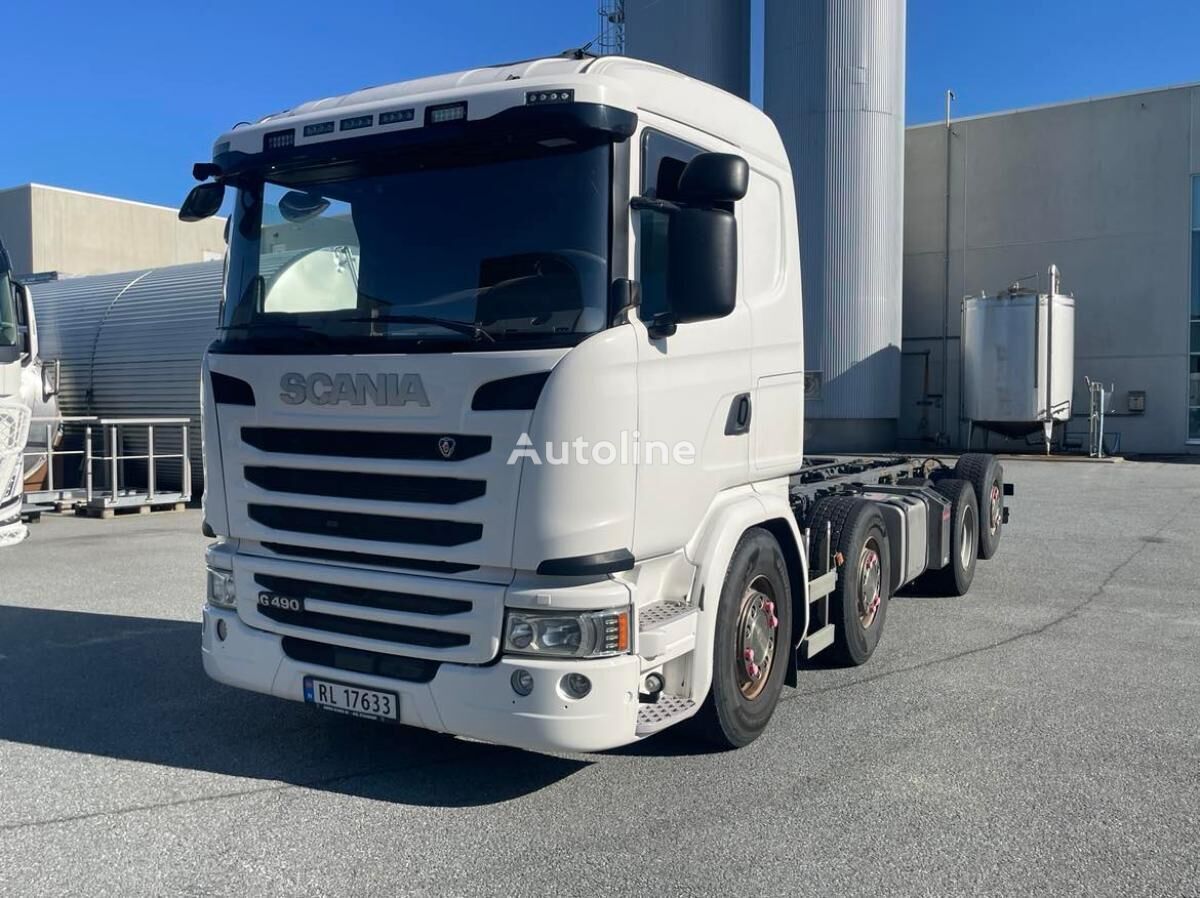 Prodaje se Scania G490 kamion šasija na aukciji