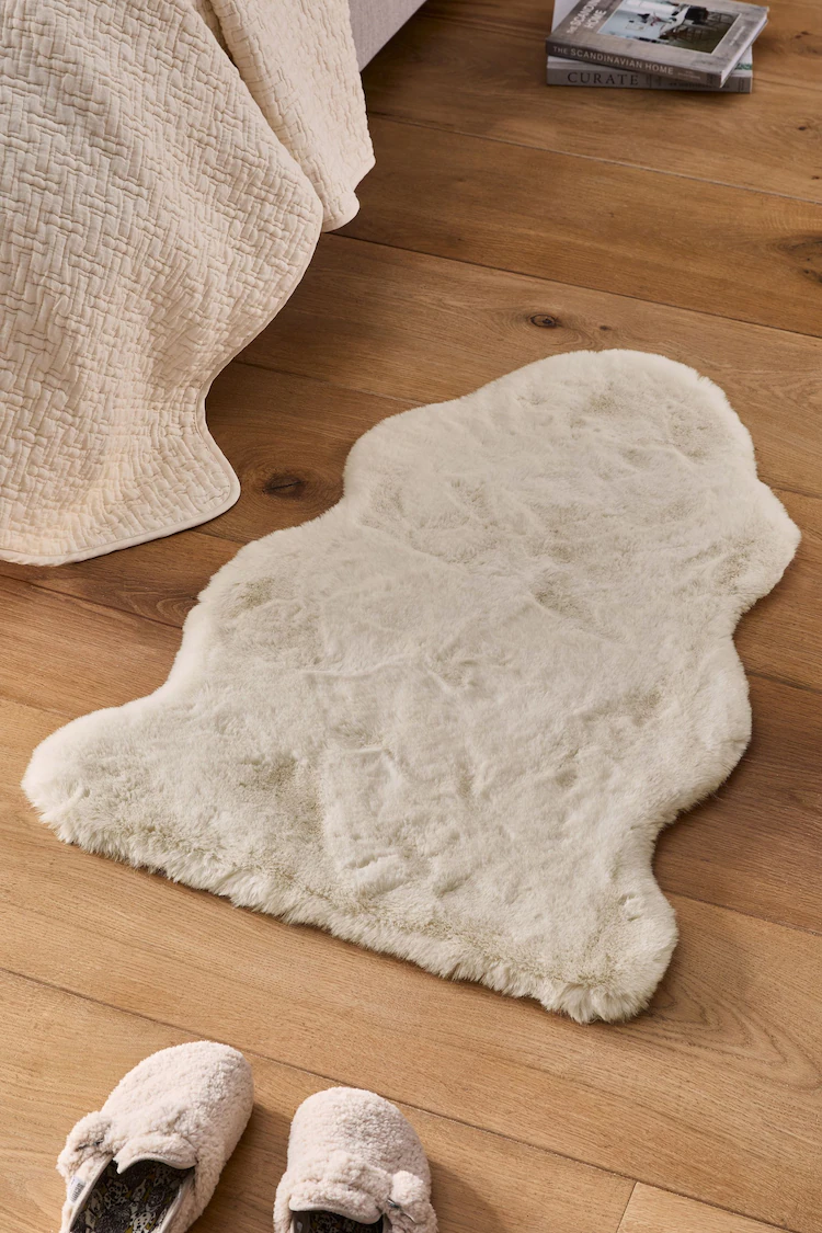 Ivory Plush Faux Fur Rug