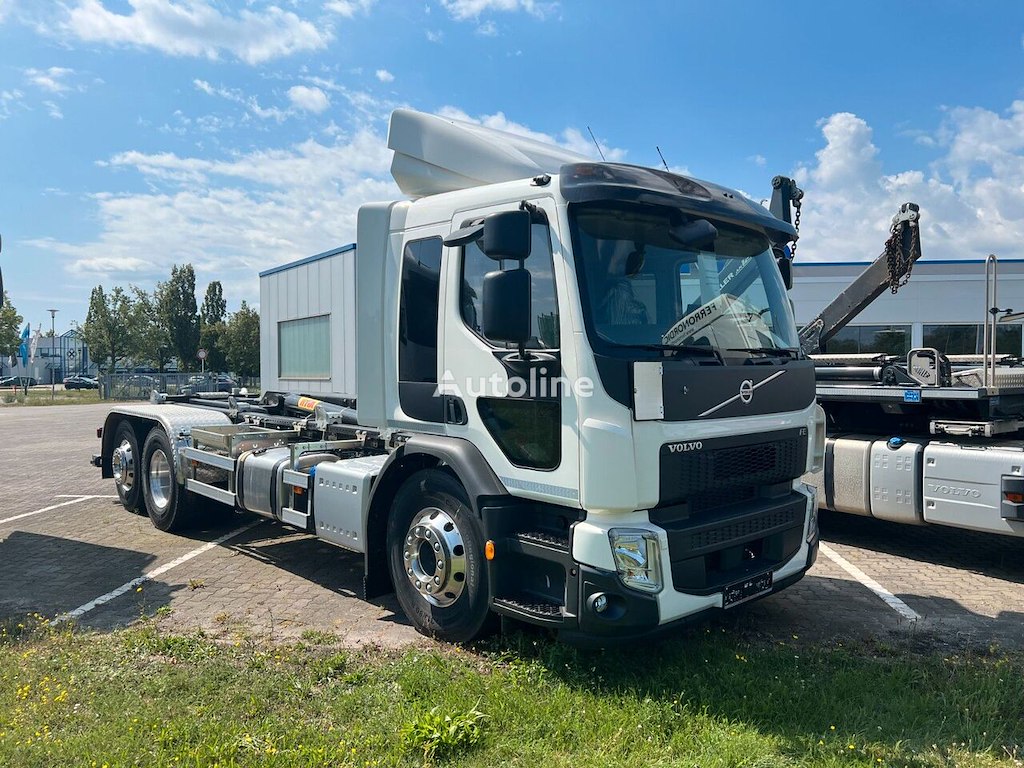 Volvo FE 320 kamion rol kiper