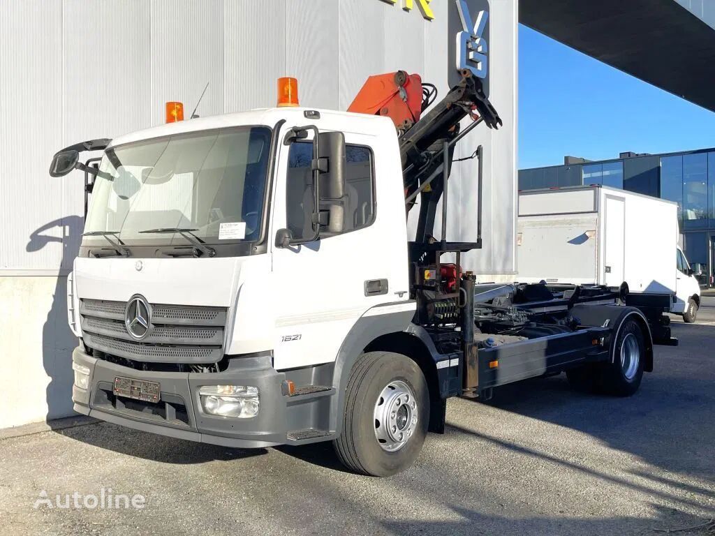 Mercedes-Benz Atego 1621 *Palfinger kraan*Containersysteem*luchtvering achtera kamion rol kiper