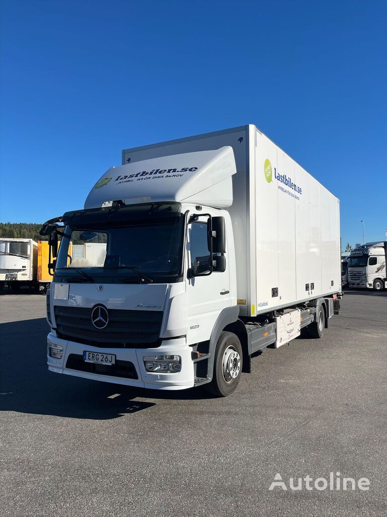 Prodaje se Mercedes-Benz Atego kamion hladnjače na aukciji