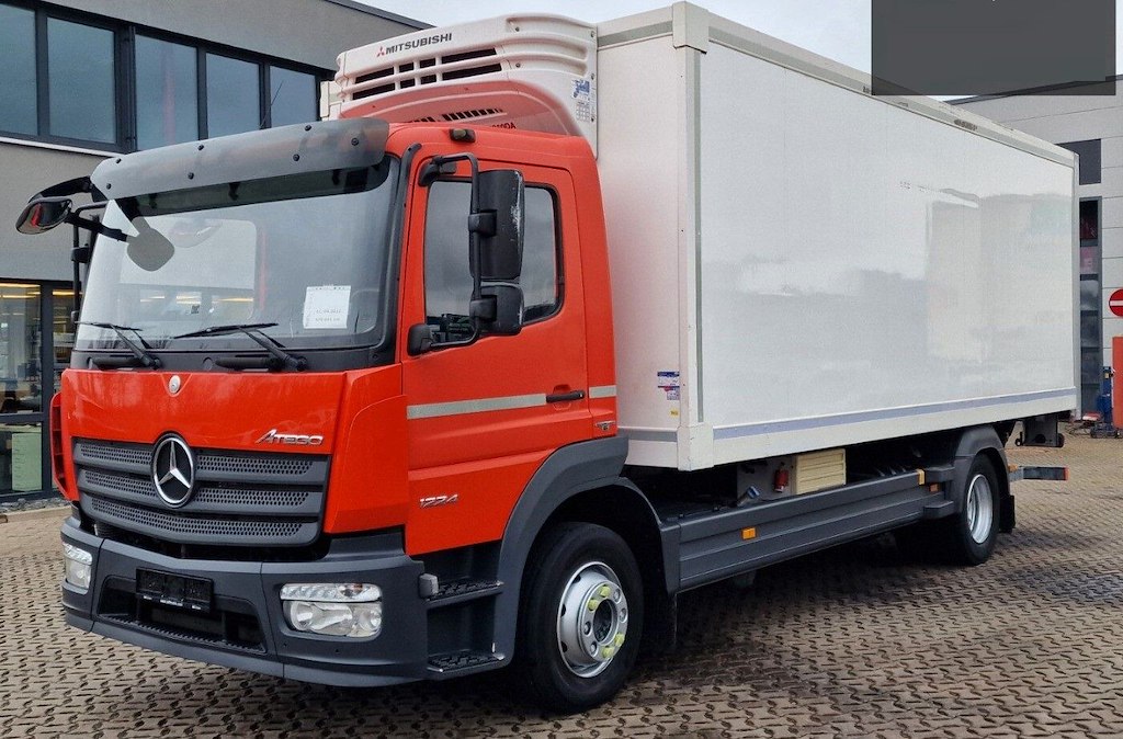 Mercedes-Benz Atego 1224 Frigo + Tail lift kamion hladnjača