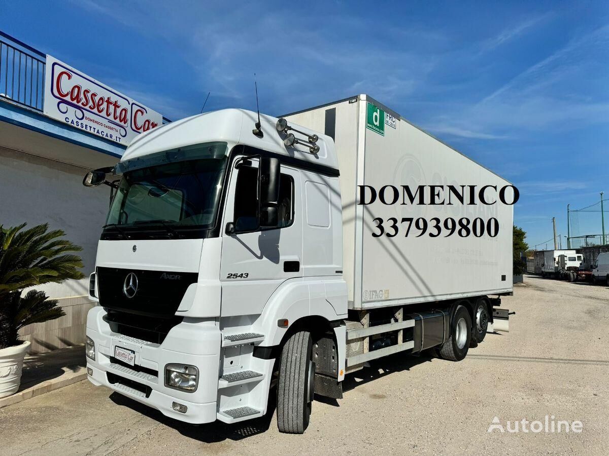 Mercedes-Benz AXOR 2543 FRIGO TRASPORTO CARNI CON GANCERE kamion hladnjača