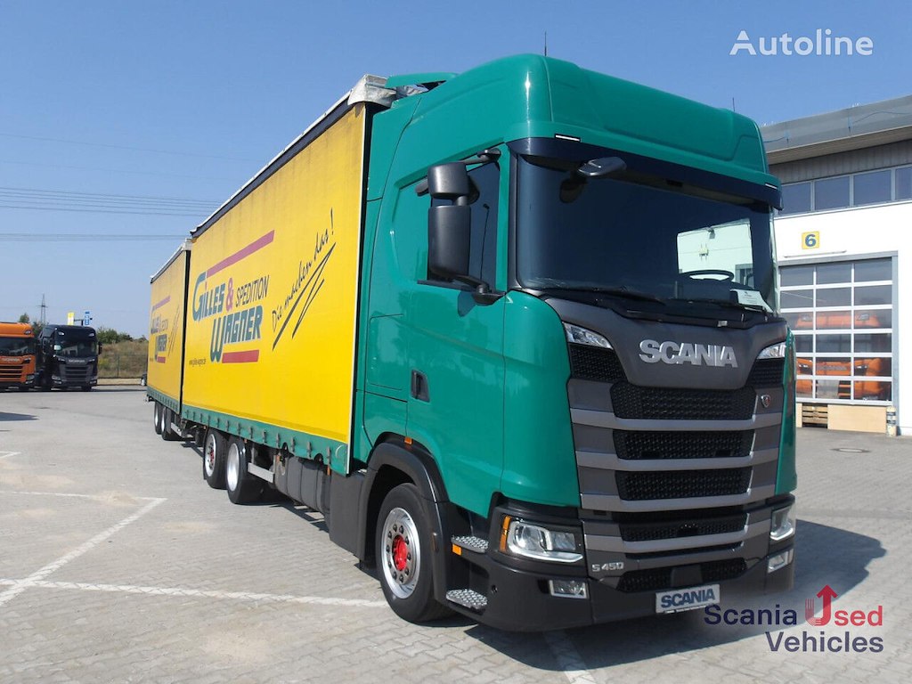 Scania S 450 kamion sa klizna zavesa cerada + prikolica sa kliznom ceradom