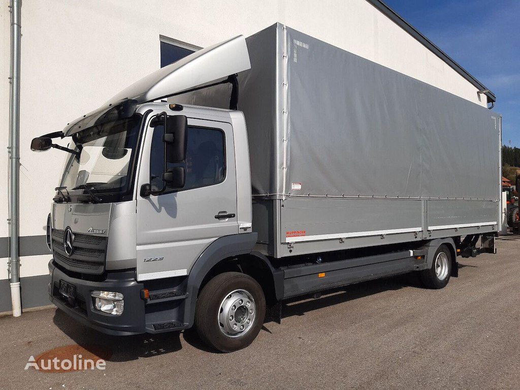 Mercedes-Benz Atego 1223L kamion s ceradom