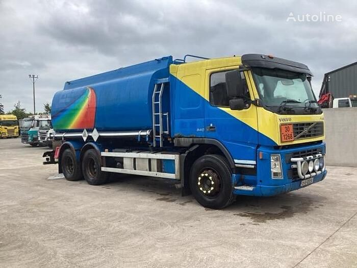 Volvo FM9.340 6x4 Tanker autocisterna