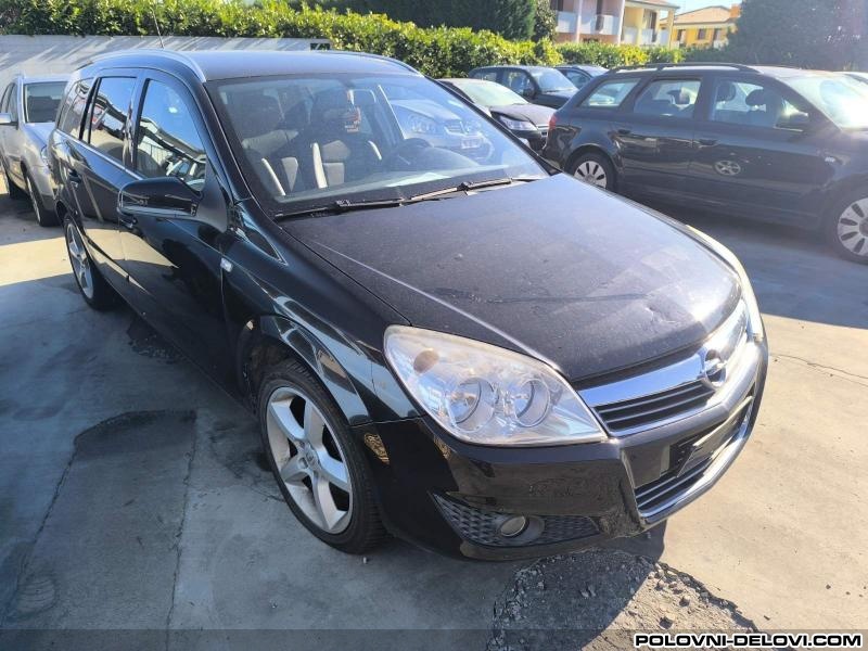 Opel Astra 1.9 CDTI Zadnja Desna Vrata 04-07