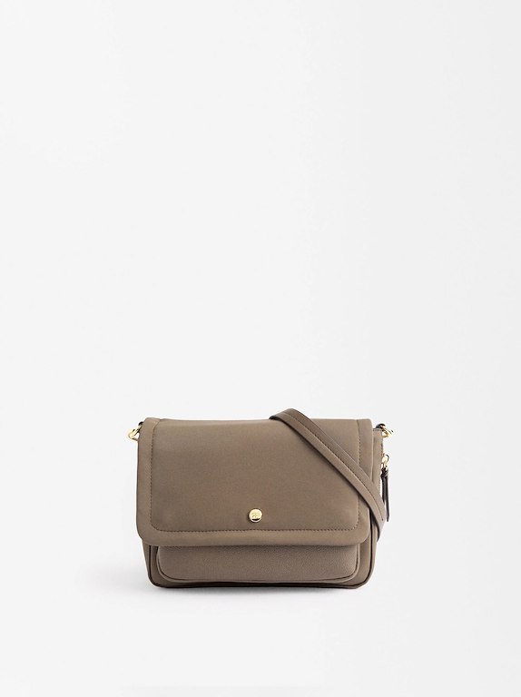 CROSSBODY BAG WITH FLAP CLOSURE