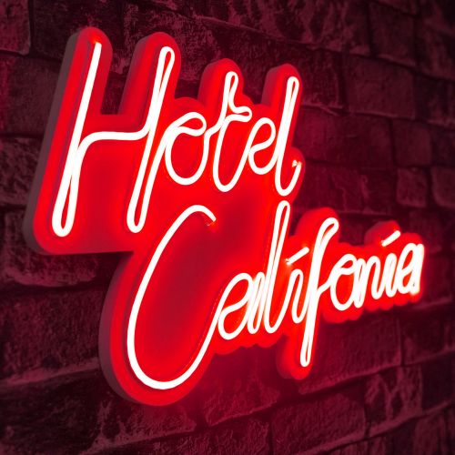 Hotel California - Crvena dekorativna plastična LED rasveta