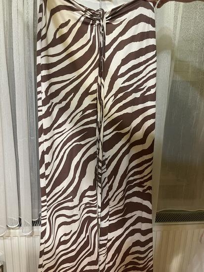 Zebraste bershka zvoncare