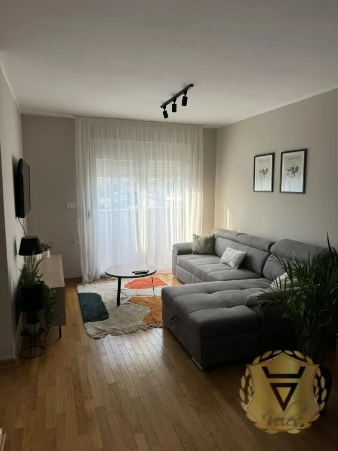 Izdavanje, dvosoban stan, 49m2, Kumodraž, Beograd