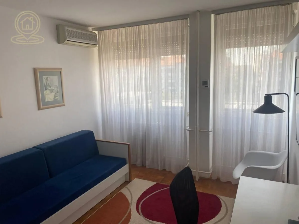 Izdavanje, trosoban stan, 85m2, Novi Beograd Blok 30, Novi Beograd, Beograd