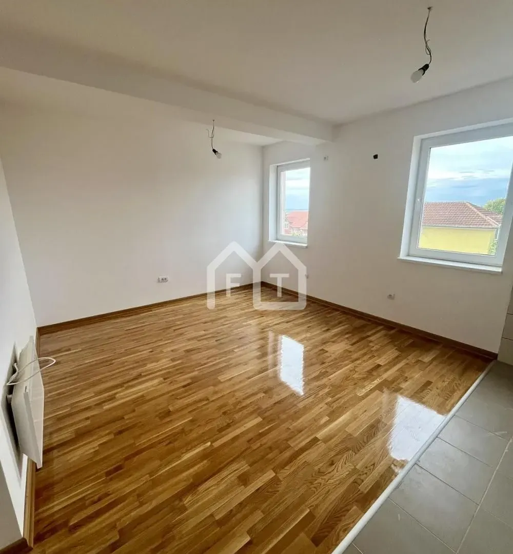 Prodaja, trosoban stan, 55m2, Ledine, Beograd