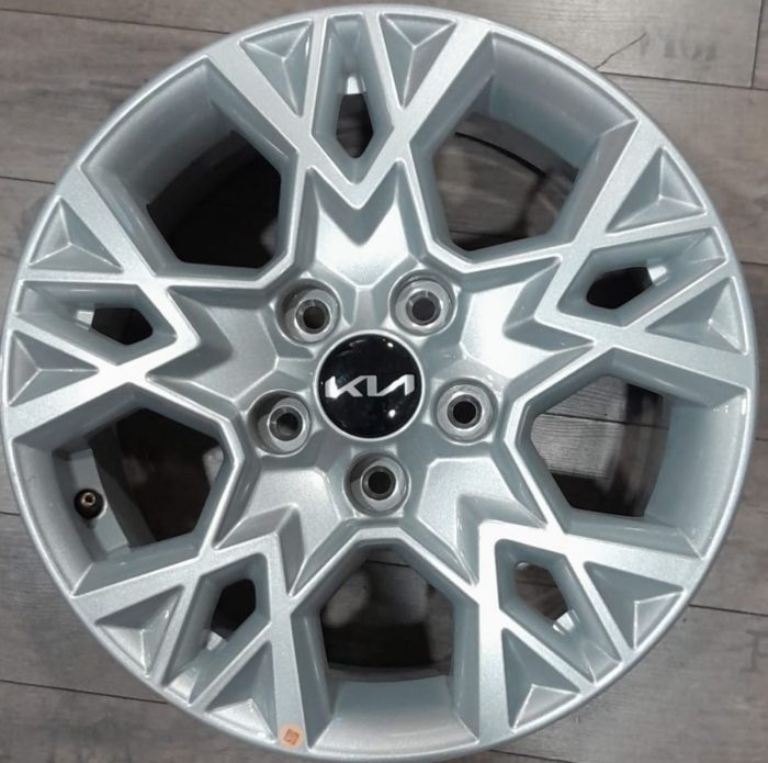 Kia 6,5×16 5/114,3 ET50